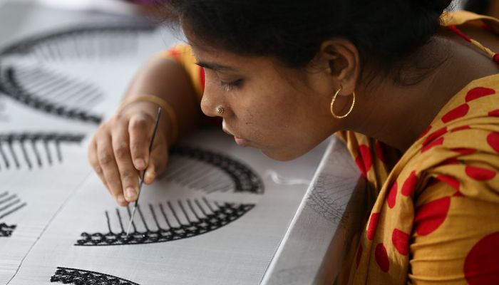 Aarong | Bangladesh’s Leading Fair Trade Fashion & Lifestyle Brand by BRAC